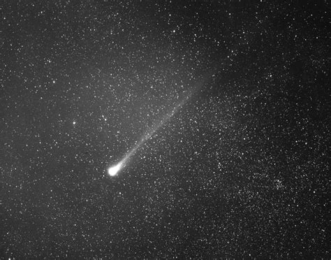 Stunning Image Of Comet Swift Tuttle 1992t