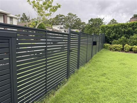 Heriton Fence On Linkedin The Aluminium Slat Fence Is Designed To Be Both Aesthetically