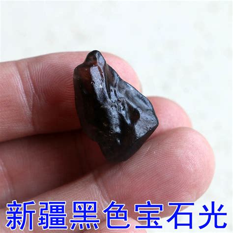 黑宝石光原石图片大全 黑宝石原石图片 黑宝石图片大全 大山谷图库