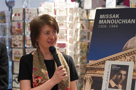 ՀԱՅԱԶԳԻ ԳՈՐԾԻՉՆԵՐ ՄԻՍԱՔ ՄԱՆՈՒՇՅԱՆԻՆ ԵՎ ՇԱՌԼ ԱԶՆԱՎՈՒՐԻՆ ՆՎԻՐՎԱԾ ՆԱՄԱԿԱՆԻՇԵՐԻ ԹՈՂԱՐԿՄԱՆ