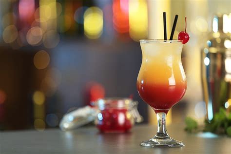 Sambuca Co To Jest Z Czym Pi I Gdzie Kupi Takidrink Pl