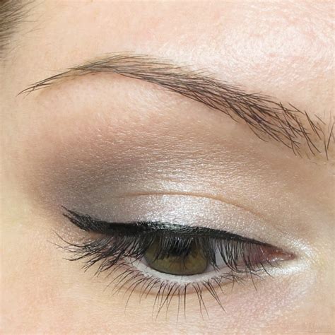 Taupe Eyeshadow Brown Eyes At Tayla Stang Blog