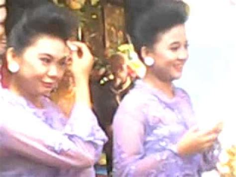 Dini Nganjuk Belajar Sex 18042012 1 3gp YouTube