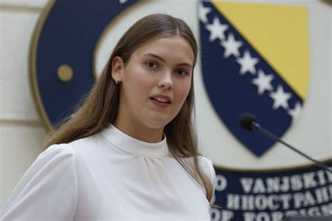 Lana Pudar Receives Bosnias State Award For Sports In 2022 N1