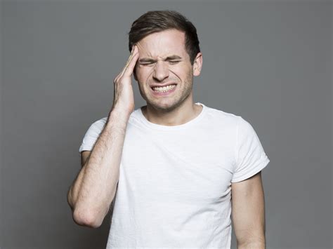Qué Significa El Dolor De Cabeza En El Lado Derecho Y Cuándo Consultar