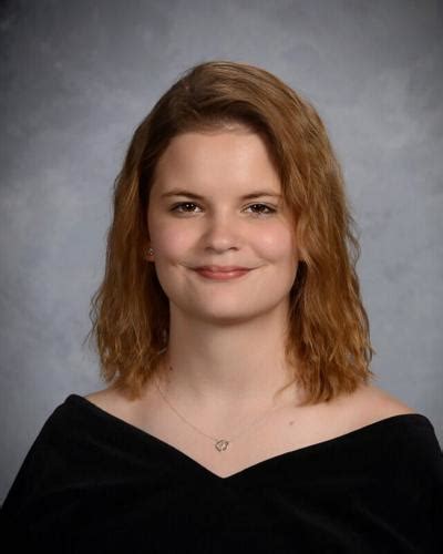 Cortney Richards Profiles