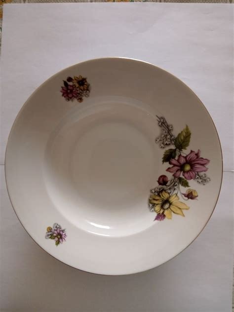 Фарфорові тарілки Чехія 250 грн Посуд кухонне приладдя Київ на Olx