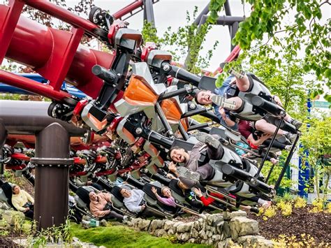 Suspended Thrill Coaster Vekoma Rides Manufacturing Bv