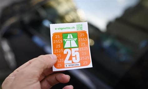 Attention à Lamende La Vignette Autoroutière Suisse 2024 Expire à