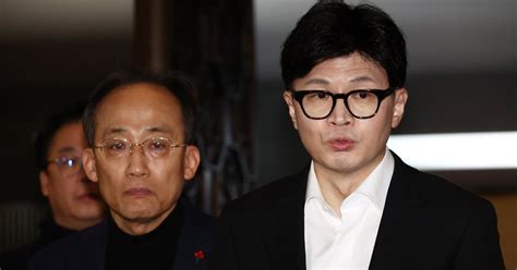 ‘尹 대통령 탈당 요구한 한동훈 역대 대통령 사례 살펴보니