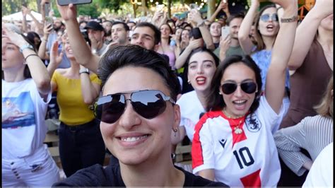 საქართველო ჩეხეთის ფეღბურთის თამაში ქართველთა მხარდაჭერა ფეღბურთელებისა