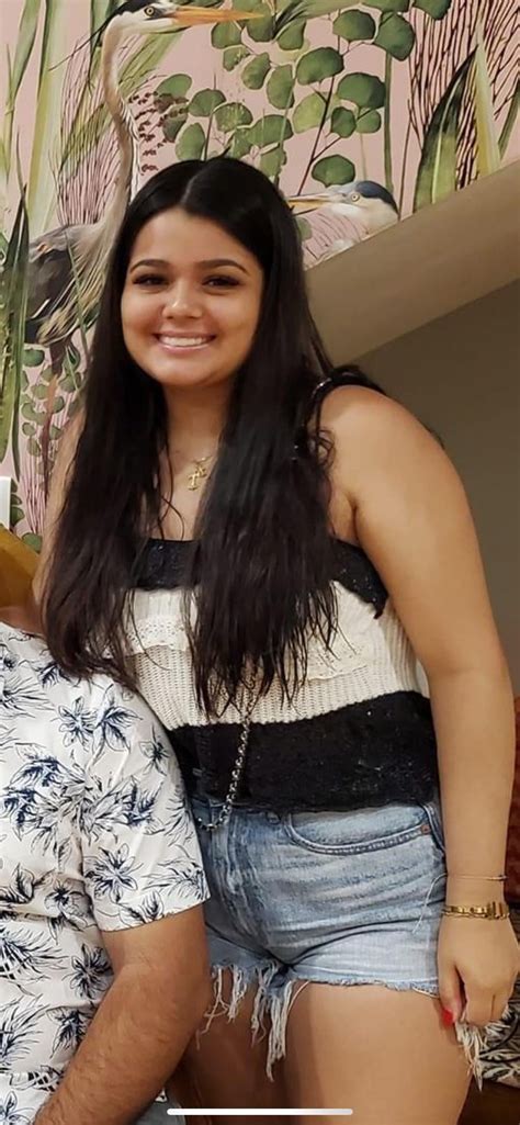 Where Do Yall Think She Passes Whats Her Ethnicityand Does She Look South Asian R Phenotypes