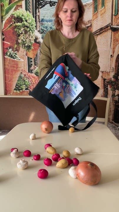 Українські принти від бренду Малюнки На відео принт на торбинках з містом Дніпро Youtube