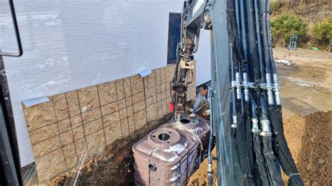 오늘의 일지 현대 굴착기 02 Hx60amt 정화조 시공작업 터파기 작업 및 되메우기 작업 및 토공바닥 정리작업 반나절 개인 일 Youtube