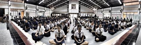 วันศุกร์ Nic มีใจรักพระพุทธศาสนา 😇 วิทยาลัยการอาชีพนายายอาม