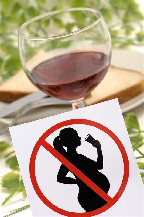 Otroku Ponudila Alkohol StyleOverNet