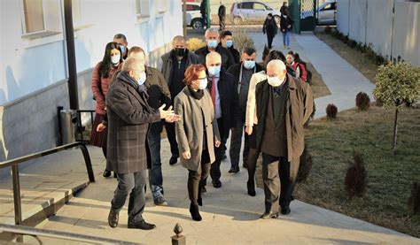 ეკატერინე დგებუაძე სოფელ პატარა ქანდის საჯარო სკოლაში სასწავლო პროცესის მიმდინარეობას გაეცნო