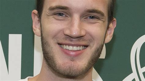 Pewdiepie And Marzia S Sneaky Gender Reveal Explained