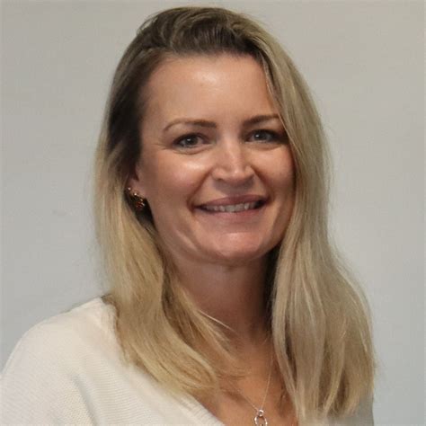 Help To Grow Management Meet Our Business Leaders Shellie University Of Huddersfield