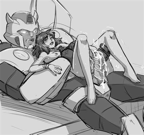 Rule 34 Areola Areolae Armor Armored Male Breasts Bumblebee Transformers Bumblebee Movie
