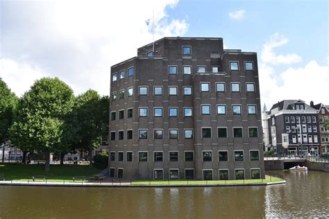 uibs metropolitan business school