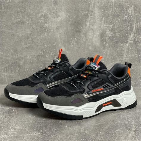 Кросівки — ціна 1290 грн у каталозі Кросівки Купити чоловічі речі за доступною ціною на Шафі