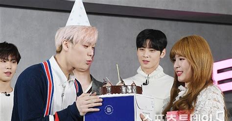 [st포토] 아스트로 문빈 생일을 앞두고
