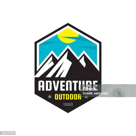 야외 모험기호 템플릿 일러스트 벡터 산 탐험 크리에이 티브 배지 기호입니다 그래픽 디자인 요소입니다 개념에 대한 스톡 벡터 아트