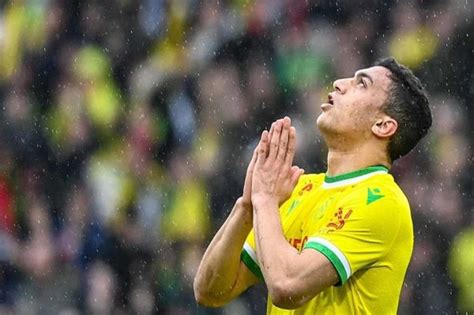 كتف مصطفى محمد يثير الجدل في فرنسا يلاكورة