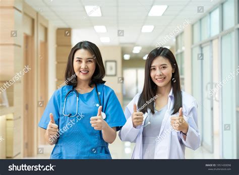 5 Thousand Group Asian Medical Worker Royalty Free Images Stock