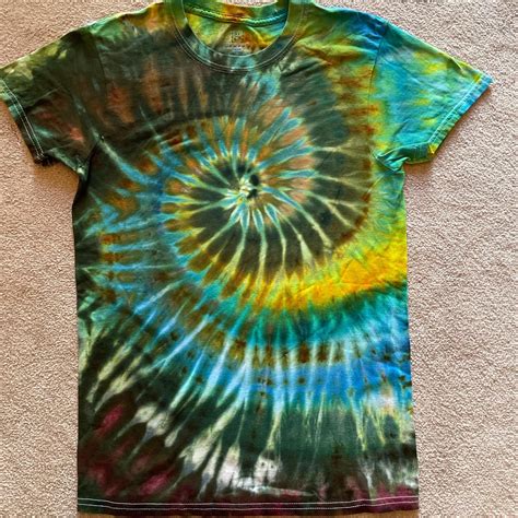 Unisex Small Pit To Pit 17” Shoulder To Bottom Depop