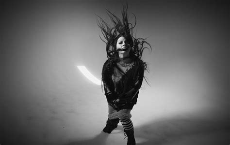 Эми Ли из Evanescence говорит что включение рэпа в Bring Me To Life