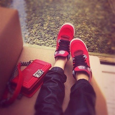 Pin En Girls In Jordans