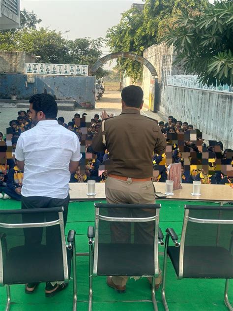 Ghaziabad Police On Twitter Sspgzb Ipsmuniraj के निर्देशन मे