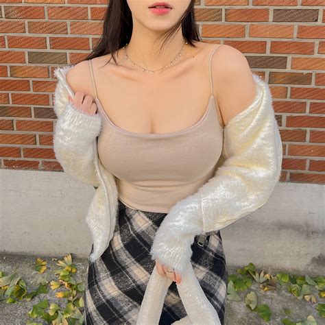 워너비뮤즈 무배🚀 속기모🔥겨울이너필수템 볼륨up 국내 말랑~쫀득 속기모 볼륨 캡 패드 끈 나시 브라렛 캡나시 스퀘어넥 민소매