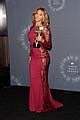 Beyonce Shows Off Her Four Moonmen In Vmas Press Room Photo Beyonce Knowles Pictures