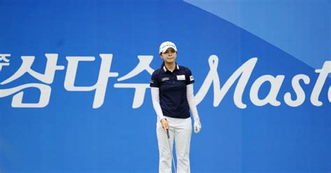 포토 이가영시작은 차분하게