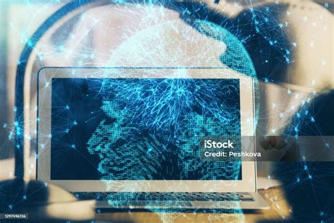 데스크톱 컴퓨터와 인간의 두뇌 그리기 홀로그램의 이중 노출 Ai 컨셉 0명에 대한 스톡 사진 및 기타 이미지 0명 공부 노트북 Istock