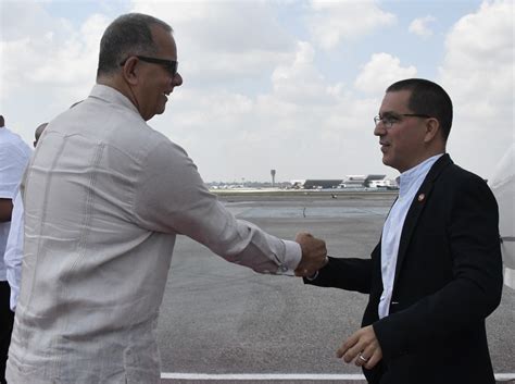 Alba Tcp Rinde Tributo Al Soldado Y Líder Hugo Chávez Noticias Prensa Latina