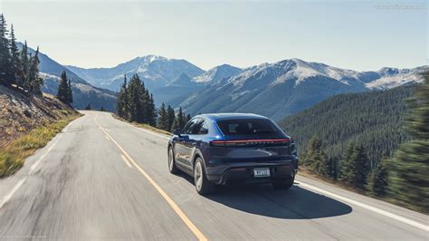 2025 Porsche Macan Gentian Blue H2 Brings A Bold New Edge Dailyrevs