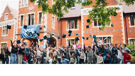 Campamentos De Idiomas Guiados Para Niños Ef Summer Camps 7 13 Años