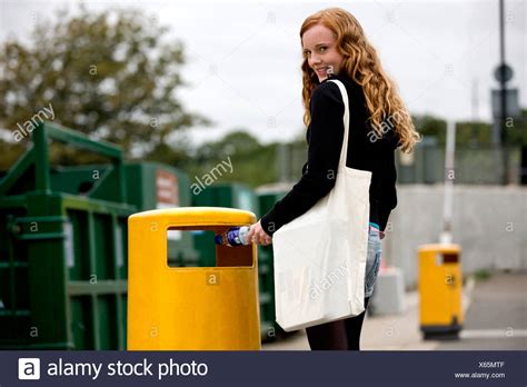 Litter Bin Stock Photos Litter Bin Stock Images Alamy