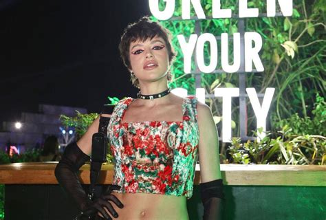 Os Looks Mais Excêntricos Dos Famosos No Rock In Rio Veja