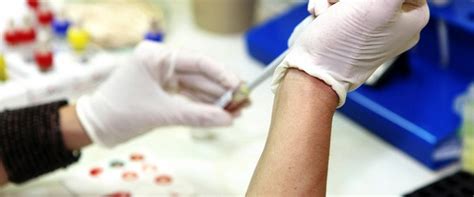 임상병리사란 하는일 연봉 전망 피할 수 없으면 즐기자