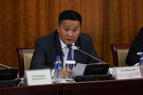 Оны эхээр БНХАУ аас 224 автобус орж ирнэ Baganuur Nutag Mn