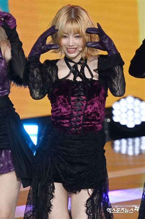 트라이비 현빈 미소와 함께[엑s Hd포토] 네이트 연예