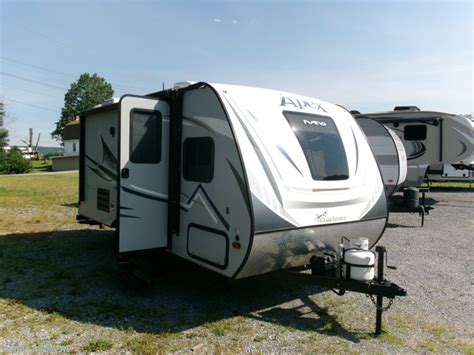 2018 Coachmen Apex Nano 185bh