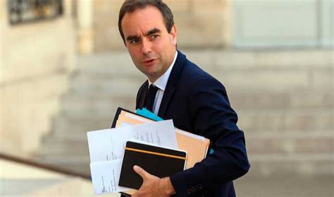 Францын Зэвсэгт хүчний сайд Марвел кинонд франц цэргүүдийн талаар сөрөг