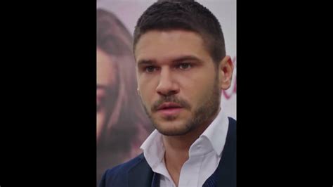 ایگیت با دیدن بیلبورد عکس نور حسابی بهم ریخت Shorts Youtube