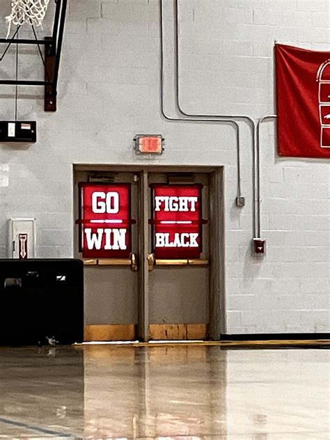 It Doesnt Make Sense No Matter How You Read It Rcrappydesign